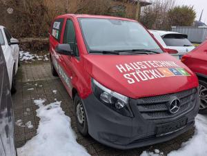 Red Mercedes-Benz Vito 2017 in Rokiskis, with an engine capacity of 1.60 L and mileage of 162 thousand km for 6350 €, photo 2 on AUTOMOTO.COM.LV