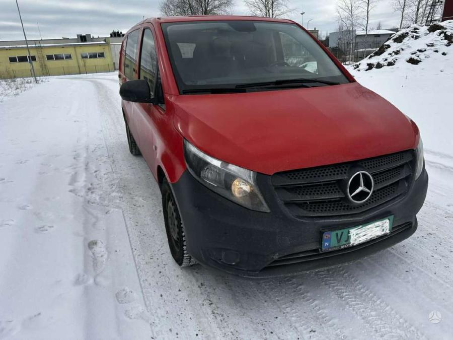 Sarkans Mercedes-Benz Vito 2021 Pērnava, ar dzinēja tilpumu 2.10 L un nobraukumu 192 tūkst. km par 20900 €, foto 3 vietnē AUTOMOTO.COM.LV