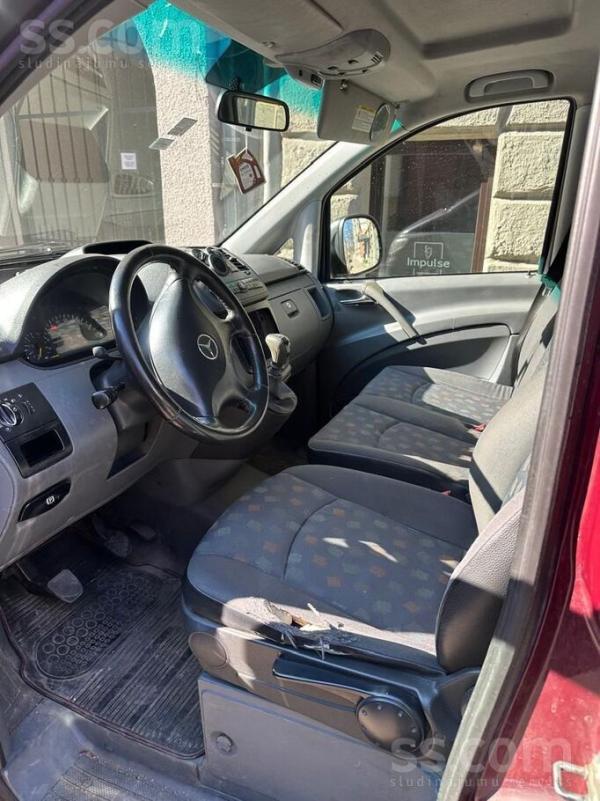Sarkans Mercedes-Benz Vito 2004 Rīga, ar dzinēja tilpumu 2.10 L un nobraukumu 543 tūkst. km par 2800 €, foto 4 vietnē AUTOMOTO.COM.LV