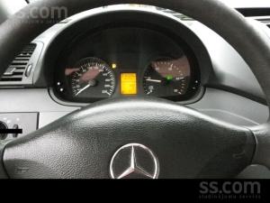 Sarkans Mercedes-Benz Vito 2007 Valka, ar dzinēja tilpumu 2.10 L un nobraukumu 316 tūkst. km par 2200 €, foto 9 vietnē AUTOMOTO.COM.LV