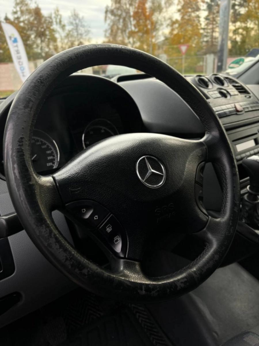 Red Mercedes-Benz Vito 2007 in Riga, with an engine capacity of 2.20 L and mileage of 254 thousand km for 6850 €, photo 15 on AUTOMOTO.COM.LV