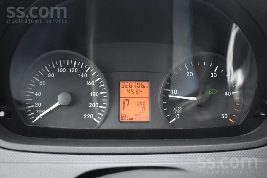 Красный Мерседес Вито 2008 в Кулдига, объемом двигателя 2.20 л и пробегом 0 тыс. км за 5350 €, фото 14 на AUTOMOTO.COM.LV