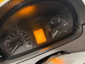 Sarkans Mercedes-Benz Vito 2008 Rīga, ar dzinēja tilpumu 2.20 L un nobraukumu 214 tūkst. km par 4990 €, foto 7 vietnē AUTOMOTO.COM.LV