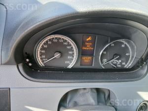 Sarkans Mercedes-Benz Vito 2009 Tukums, ar dzinēja tilpumu 2.20 L un nobraukumu 0 tūkst. km par 5500 €, foto 14 vietnē AUTOMOTO.COM.LV