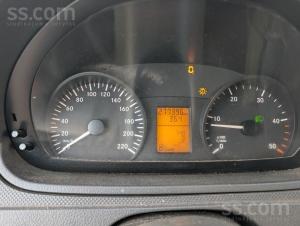 Красный Мерседес Вито 2010 в Лиепая, объемом двигателя 2.20 л и пробегом 277 тыс. км за 5800 €, фото 11 на AUTOMOTO.COM.LV
