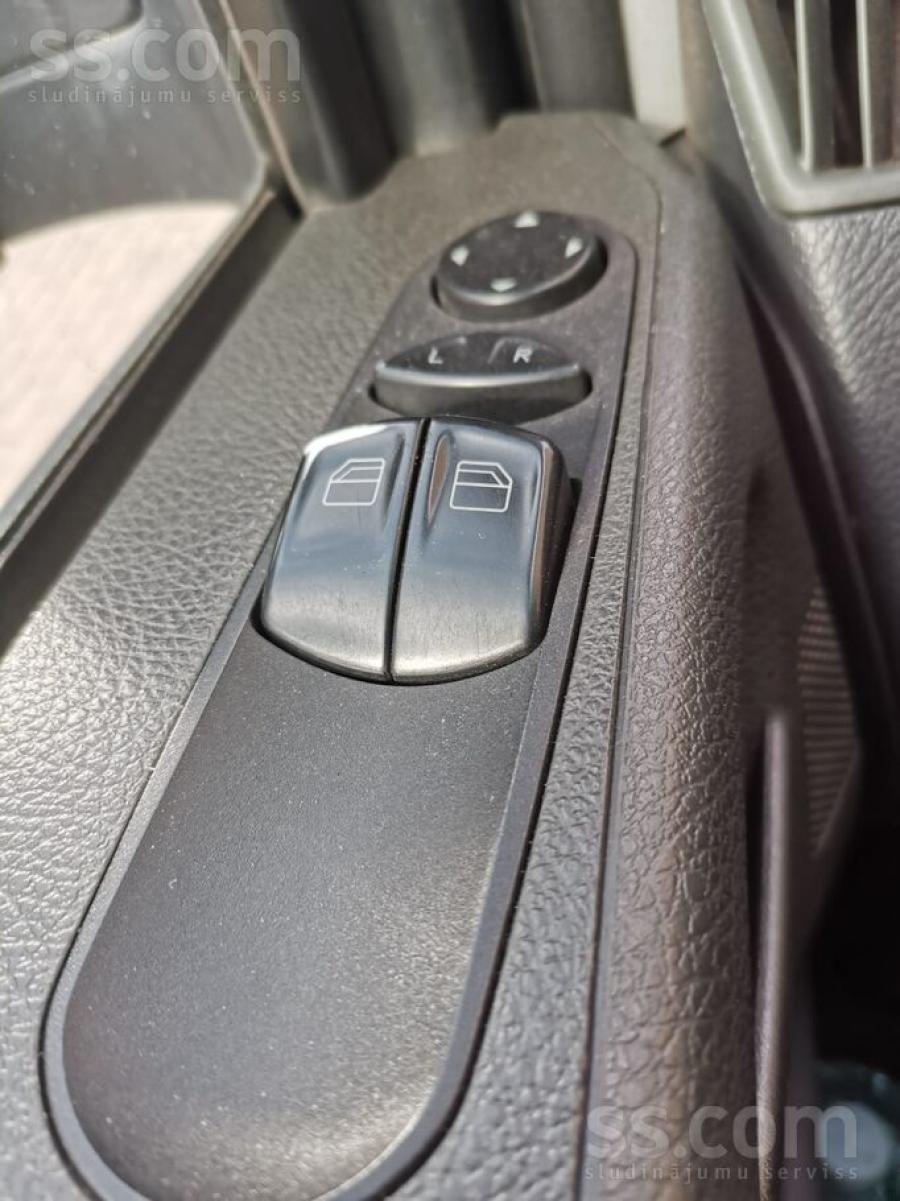 Sarkans Mercedes-Benz Vito 2011 Jelgava, ar dzinēja tilpumu 2.20 L un nobraukumu 326 tūkst. km par 7744 €, foto 10 vietnē AUTOMOTO.COM.LV