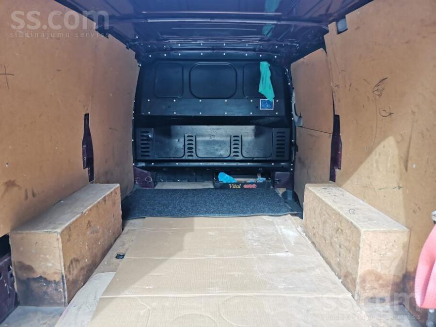 Sarkans Mercedes-Benz Vito 2011 Jelgava, ar dzinēja tilpumu 2.20 L un nobraukumu 326 tūkst. km par 7744 €, foto 11 vietnē AUTOMOTO.COM.LV