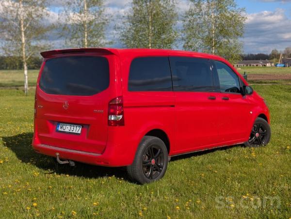Red Mercedes-Benz Vito 2015 in Riga, with an engine capacity of 1.60 L and mileage of 257 thousand km for 12450 €, photo 4 on AUTOMOTO.COM.LV