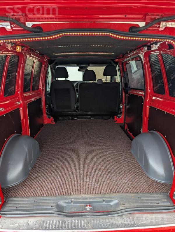 Red Mercedes-Benz Vito 2015 in Riga, with an engine capacity of 1.60 L and mileage of 257 thousand km for 12450 €, photo 9 on AUTOMOTO.COM.LV