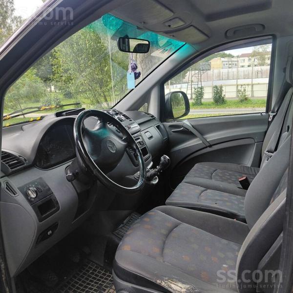 Red Mercedes-Benz Vito 2006 in Ventspils, with an engine capacity of 2.10 L and mileage of 559 thousand km for 2400 €, photo 7 on AUTOMOTO.COM.LV