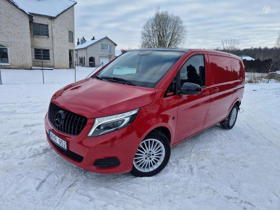 Red Mercedes-Benz Vito 2015 in Siauliai, with an engine capacity of 2.14 L and mileage of 151 thousand km for 11000 €, photo 7 on AUTOMOTO.COM.LV