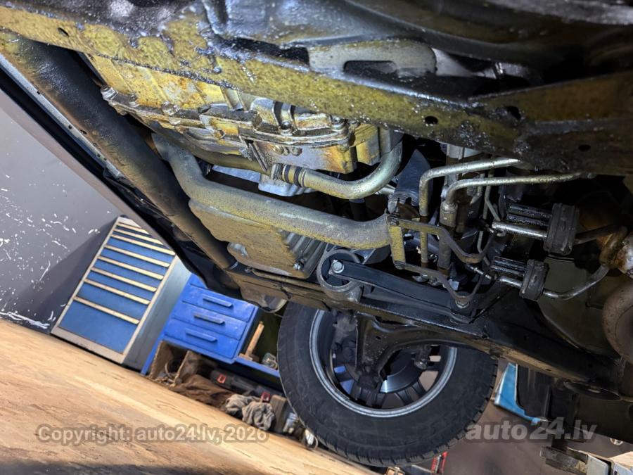 Sarkans Mercedes-Benz Vito 2003 Tallina, ar dzinēja tilpumu 2.10 L un nobraukumu 13 tūkst. km par 21999 €, foto 9 vietnē AUTOMOTO.COM.LV