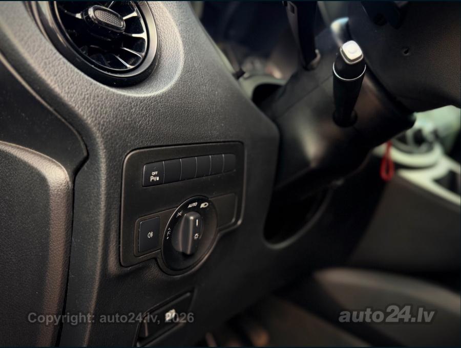 Sarkans Mercedes-Benz Vito 2020 Tartu, ar dzinēja tilpumu 2.10 L un nobraukumu 176 tūkst. km par 31900 €, foto 12 vietnē AUTOMOTO.COM.LV