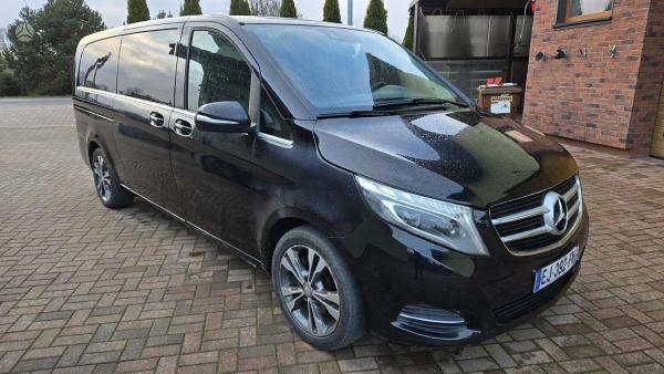 Black Mercedes-Benz Vito V220 2015 in Taurage, with an engine capacity of 2.20 L and mileage of 200 thousand km for 19500 €, photo 10 on AUTOMOTO.COM.LV