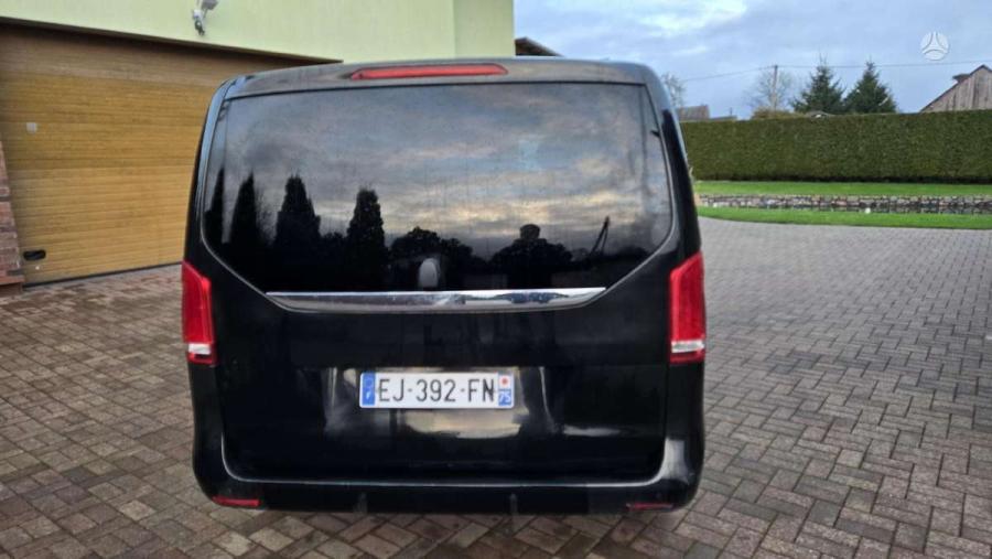 Black Mercedes-Benz Vito V220 2015 in Taurage, with an engine capacity of 2.20 L and mileage of 200 thousand km for 19500 €, photo 14 on AUTOMOTO.COM.LV
