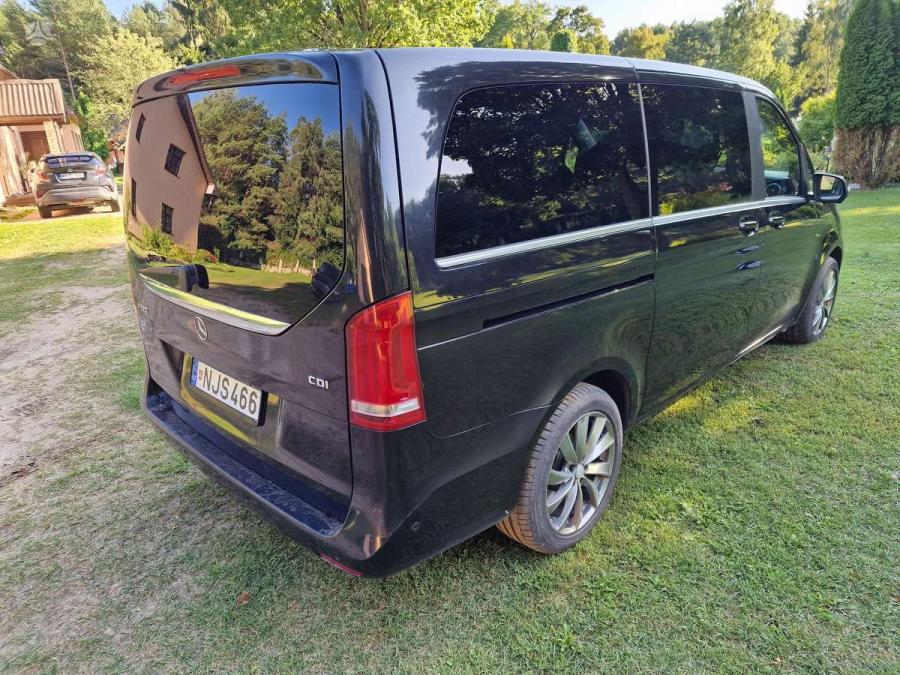 Черный Мерседес Vito V220 2015 в Клайпеда, объемом двигателя 2.14 л и пробегом 350 тыс. км за 17900 €, фото 6 на AUTOMOTO.COM.LV