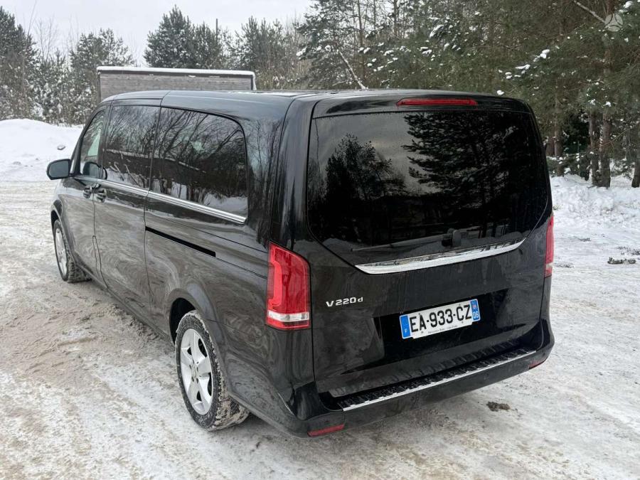Melns Mercedes-Benz Vito V220 2016 Viļņa, ar dzinēja tilpumu 2.20 L un nobraukumu 270 tūkst. km par 18900 €, foto 7 vietnē AUTOMOTO.COM.LV