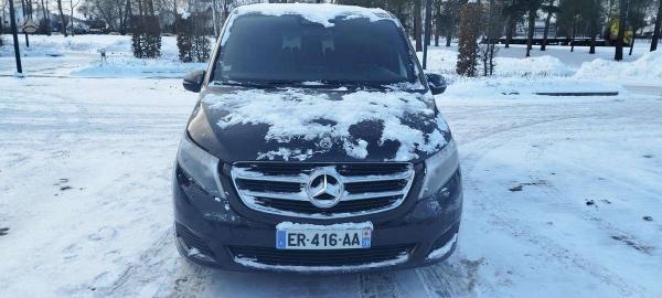 Melns Mercedes-Benz Vito V220 2017 Viļņa, ar dzinēja tilpumu 2.14 L un nobraukumu 257 tūkst. km par 22900 €, foto 1 vietnē AUTOMOTO.COM.LV