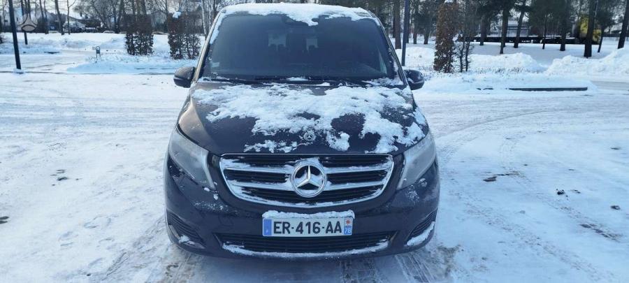 Melns Mercedes-Benz Vito V220 2017 Viļņa, ar dzinēja tilpumu 2.14 L un nobraukumu 257 tūkst. km par 22900 €, foto 1 vietnē AUTOMOTO.COM.LV