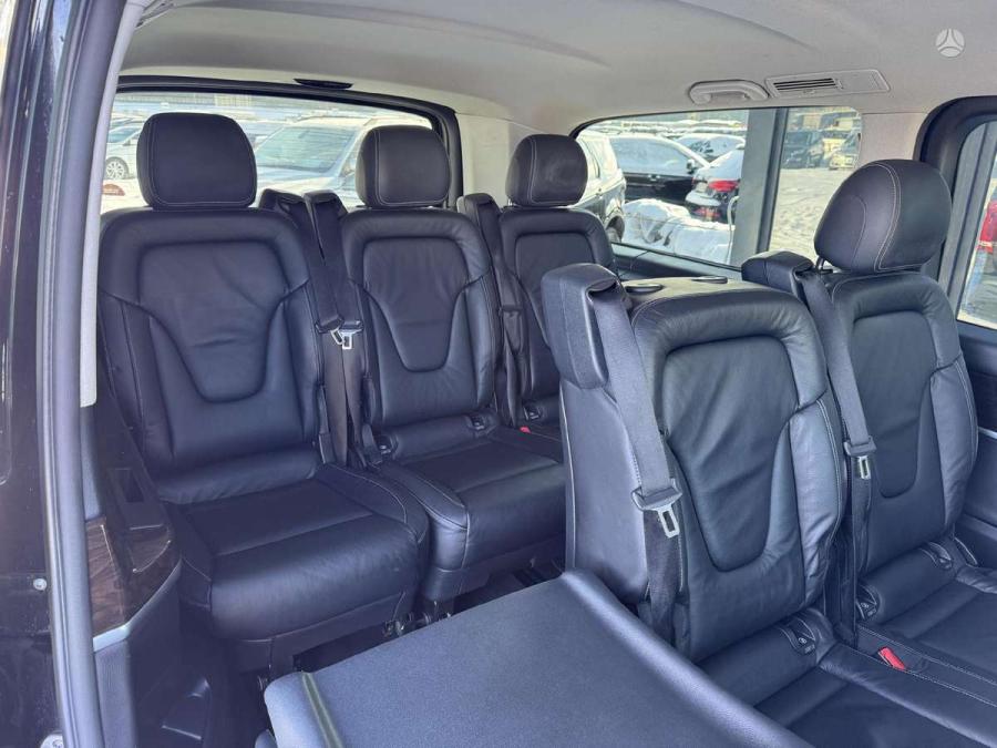 Melns Mercedes-Benz Vito V220 2017 Viļņa, ar dzinēja tilpumu 2.20 L un nobraukumu 221 tūkst. km par 22950 €, foto 11 vietnē AUTOMOTO.COM.LV