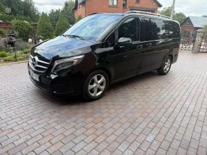 Black Mercedes-Benz Vito V220 2017 in Pasvalys, with an engine capacity of 2.14 L and mileage of 122 thousand km for 27800 €, photo 4 on AUTOMOTO.COM.LV