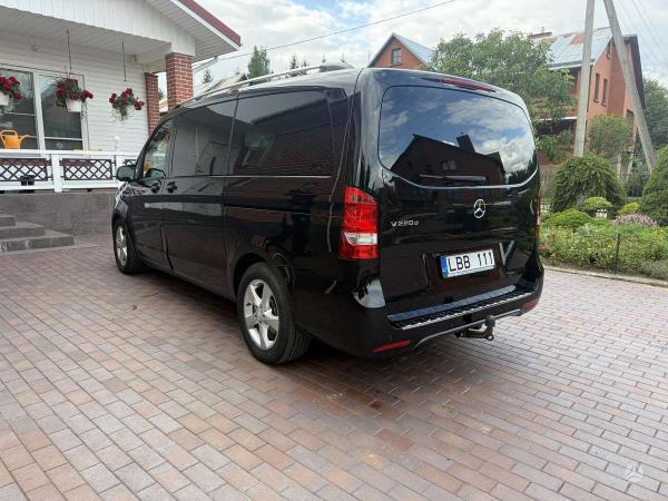 Black Mercedes-Benz Vito V220 2017 in Pasvalys, with an engine capacity of 2.14 L and mileage of 122 thousand km for 27800 €, photo 6 on AUTOMOTO.COM.LV