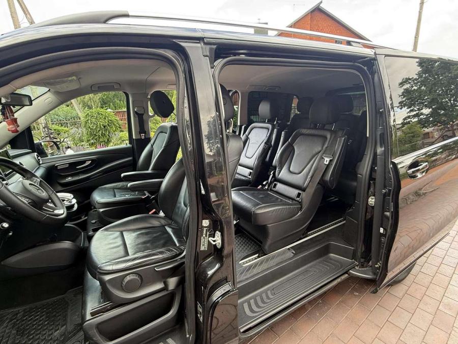 Black Mercedes-Benz Vito V220 2017 in Pasvalys, with an engine capacity of 2.14 L and mileage of 122 thousand km for 27800 €, photo 10 on AUTOMOTO.COM.LV