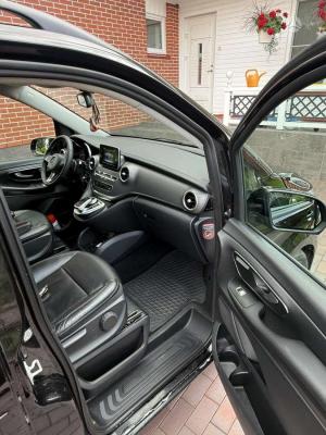 Black Mercedes-Benz Vito V220 2017 in Pasvalys, with an engine capacity of 2.14 L and mileage of 122 thousand km for 27800 €, photo 15 on AUTOMOTO.COM.LV