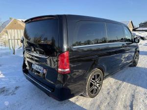 Black Mercedes-Benz Vito V220 2018 in Taurage, with an engine capacity of 2.14 L and mileage of 413 thousand km for 27830 €, photo 3 on AUTOMOTO.COM.LV