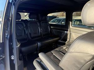 Black Mercedes-Benz Vito V220 2018 in Taurage, with an engine capacity of 2.14 L and mileage of 413 thousand km for 27830 €, photo 10 on AUTOMOTO.COM.LV