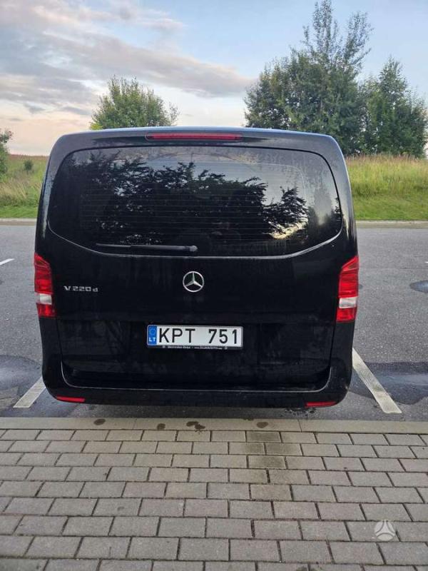 Черный Мерседес Vito V220 2018 в Вильнюс, объемом двигателя 2.14 л и пробегом 100 тыс. км за 34900 €, фото 4 на AUTOMOTO.COM.LV