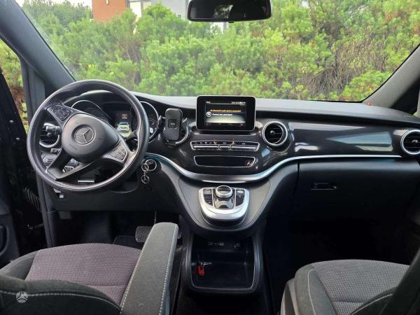 Черный Мерседес Vito V220 2018 в Вильнюс, объемом двигателя 2.14 л и пробегом 100 тыс. км за 34900 €, фото 8 на AUTOMOTO.COM.LV