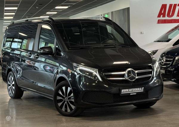 Черный Мерседес Vito V220 2020 в Клайпеда, объемом двигателя 1.95 л и пробегом 225 тыс. км за 34950 €, фото 1 на AUTOMOTO.COM.LV
