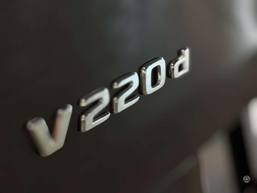 Black Mercedes-Benz Vito V220 2020 in Klaipeda, with an engine capacity of 1.95 L and mileage of 225 thousand km for 34950 €, photo 14 on AUTOMOTO.COM.LV