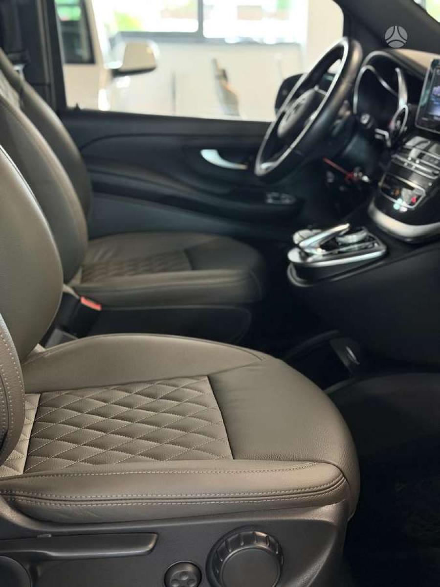 Black Mercedes-Benz Vito V220 2020 in Klaipeda, with an engine capacity of 1.95 L and mileage of 225 thousand km for 34950 €, photo 19 on AUTOMOTO.COM.LV
