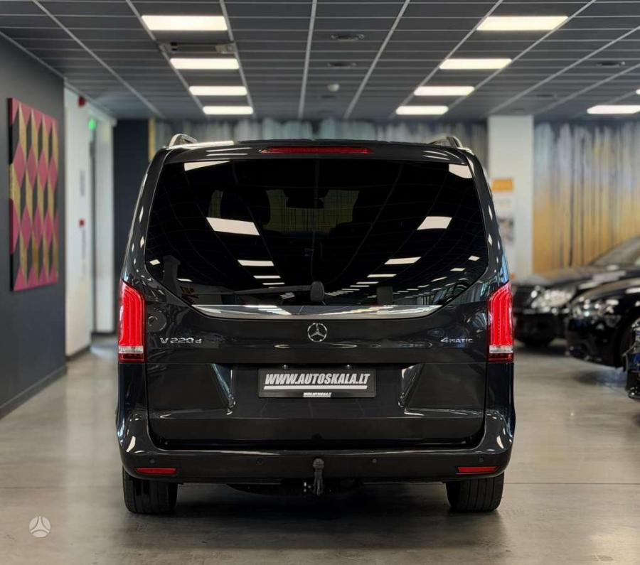 Melns Mercedes-Benz Vito V220 2020 Klaipėda, ar dzinēja tilpumu 1.95 L un nobraukumu 225 tūkst. km par 34950 €, foto 3 vietnē AUTOMOTO.COM.LV