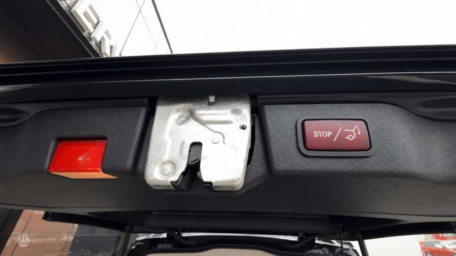 Черный Мерседес Vito V220 2023 в Вильнюс, объемом двигателя 1.95 л и пробегом 322 тыс. км за 32500 €, фото 14 на AUTOMOTO.COM.LV