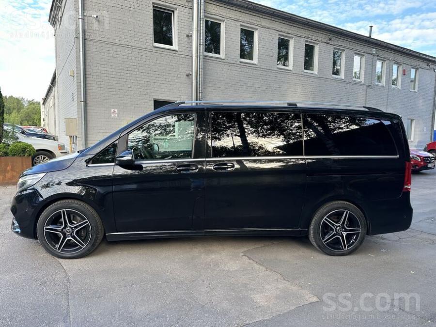 Black Mercedes-Benz Vito V220 2016 in Riga, with an engine capacity of 2.20 L and mileage of 350 thousand km for 27770 €, photo 6 on AUTOMOTO.COM.LV
