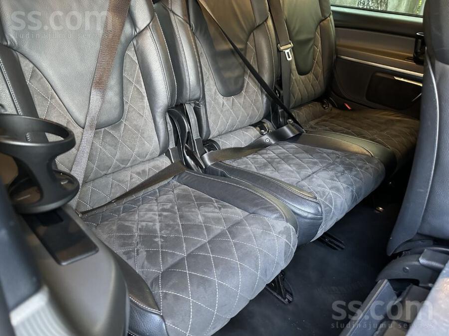 Black Mercedes-Benz Vito V220 2016 in Riga, with an engine capacity of 2.20 L and mileage of 350 thousand km for 27770 €, photo 15 on AUTOMOTO.COM.LV