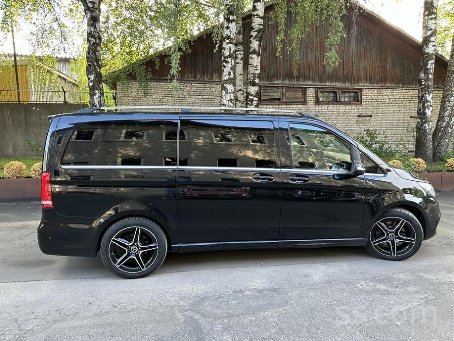 Black Mercedes-Benz Vito V220 2016 in Riga, with an engine capacity of 2.20 L and mileage of 350 thousand km for 27770 €, photo 18 on AUTOMOTO.COM.LV