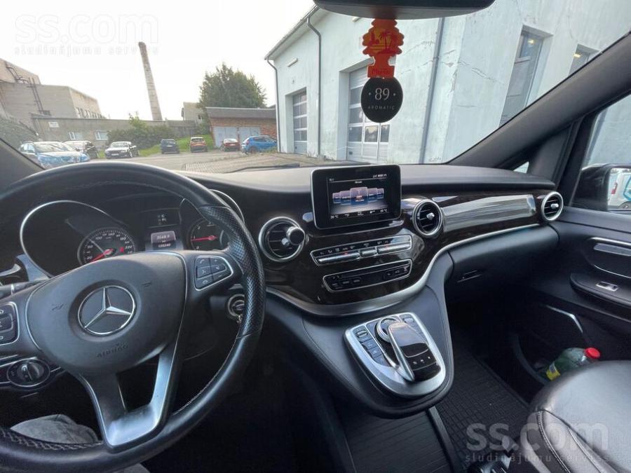 Melns Mercedes-Benz Vito V220 2018 Tukums, ar dzinēja tilpumu 2.20 L un nobraukumu 136 tūkst. km par 43000 €, foto 1 vietnē AUTOMOTO.COM.LV