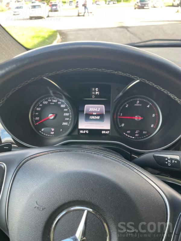 Mercedes-Benz Vito V220 2018 Tukums vietnē Melns Mercedes-Benz Vito V220 2018 Tukums, ar dzinēja tilpumu 2.20 L un nobraukumu 136 tūkst. km par 43000 €, foto 5 vietnē AUTOMOTO.COM.LV