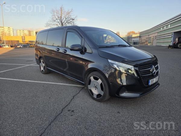Melns Mercedes-Benz Vito V220 2021 Rīga, ar dzinēja tilpumu 2.00 L un nobraukumu 280 tūkst. km par 38000 €, foto 3 vietnē AUTOMOTO.COM.LV