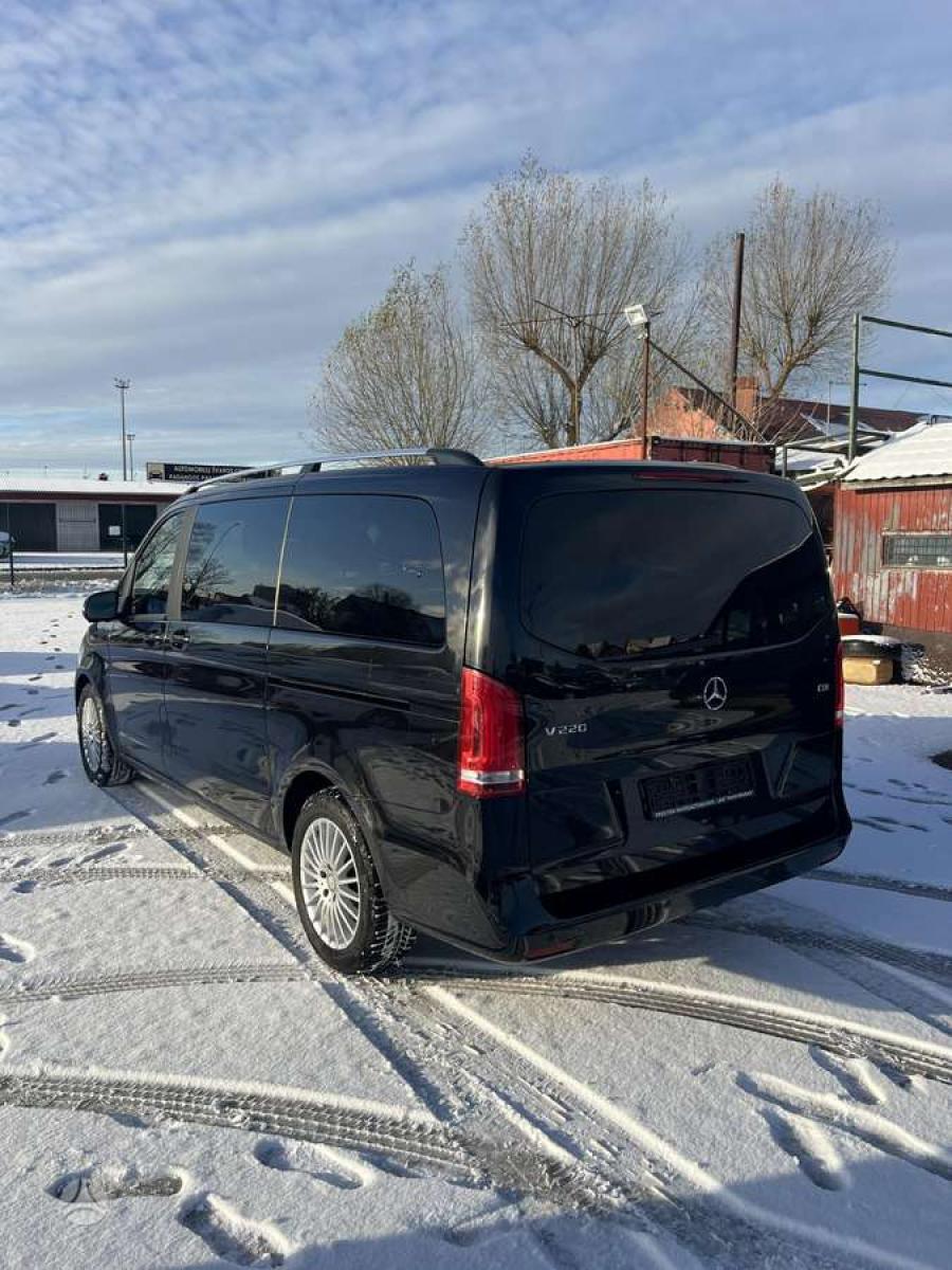 Melns Mercedes-Benz Vito V220 2015 Klaipėda, ar dzinēja tilpumu 2.14 L un nobraukumu 203 tūkst. km par 21900 €, foto 7 vietnē AUTOMOTO.COM.LV