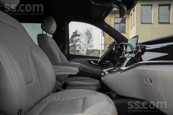 Melns Mercedes-Benz Vito V220 2015 Rīga, ar dzinēja tilpumu 2.20 L un nobraukumu 367 tūkst. km par 20990 €, foto 5 vietnē AUTOMOTO.COM.LV