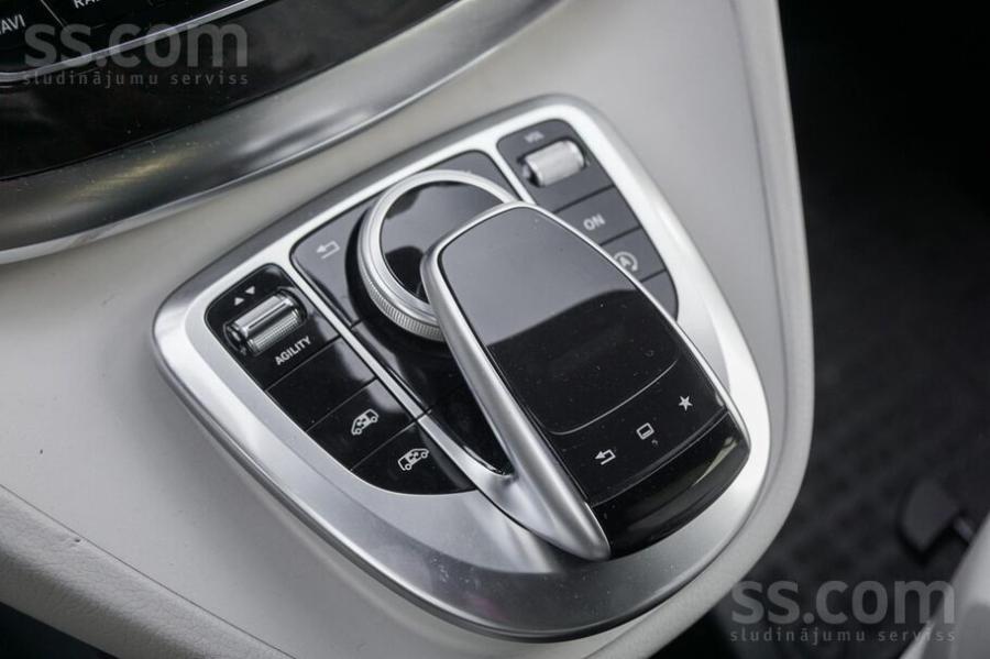 Melns Mercedes-Benz Vito V220 2015 Rīga, ar dzinēja tilpumu 2.20 L un nobraukumu 367 tūkst. km par 20990 €, foto 13 vietnē AUTOMOTO.COM.LV