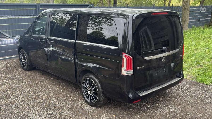 Melns Mercedes-Benz Vito V220 2015 Jonava, ar dzinēja tilpumu 2.14 L un nobraukumu 300 tūkst. km par 12600 €, foto 12 vietnē AUTOMOTO.COM.LV