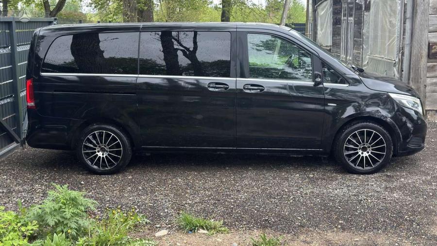 Melns Mercedes-Benz Vito V220 2015 Jonava, ar dzinēja tilpumu 2.14 L un nobraukumu 300 tūkst. km par 12600 €, foto 17 vietnē AUTOMOTO.COM.LV