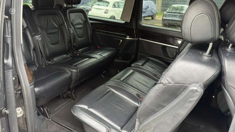 Черный Мерседес Vito V220 2015 в Ионава, объемом двигателя 2.14 л и пробегом 310 тыс. км за 12500 €, фото 19 на AUTOMOTO.COM.LV