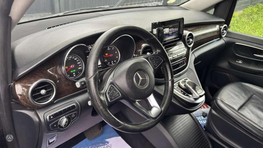 Черный Мерседес Vito V220 2015 в Ионава, объемом двигателя 2.14 л и пробегом 310 тыс. км за 12500 €, фото 21 на AUTOMOTO.COM.LV